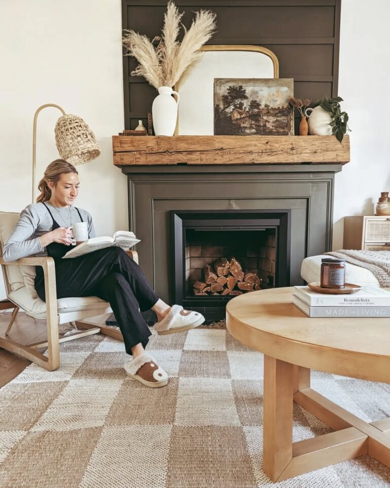 Top 20 Moody Living Room Ideas